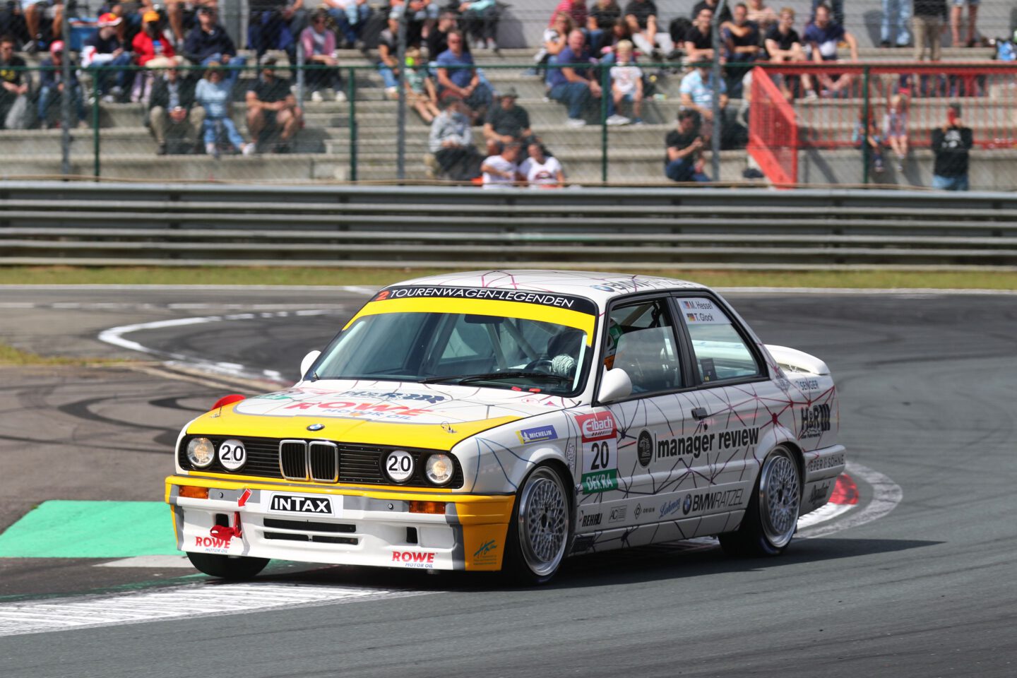 Jetzt im Re-Live: DTM Classic Tourenwagen Legenden 2021 - Zolder - Marc ...
